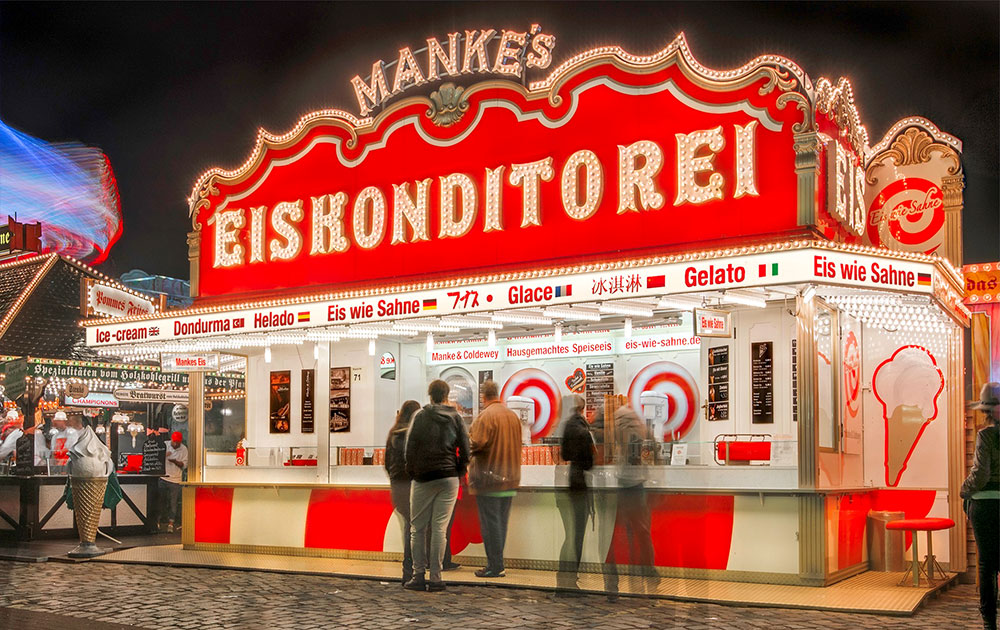 Mieten Sie einen Eiswagen oder die mobile Eis-Theke